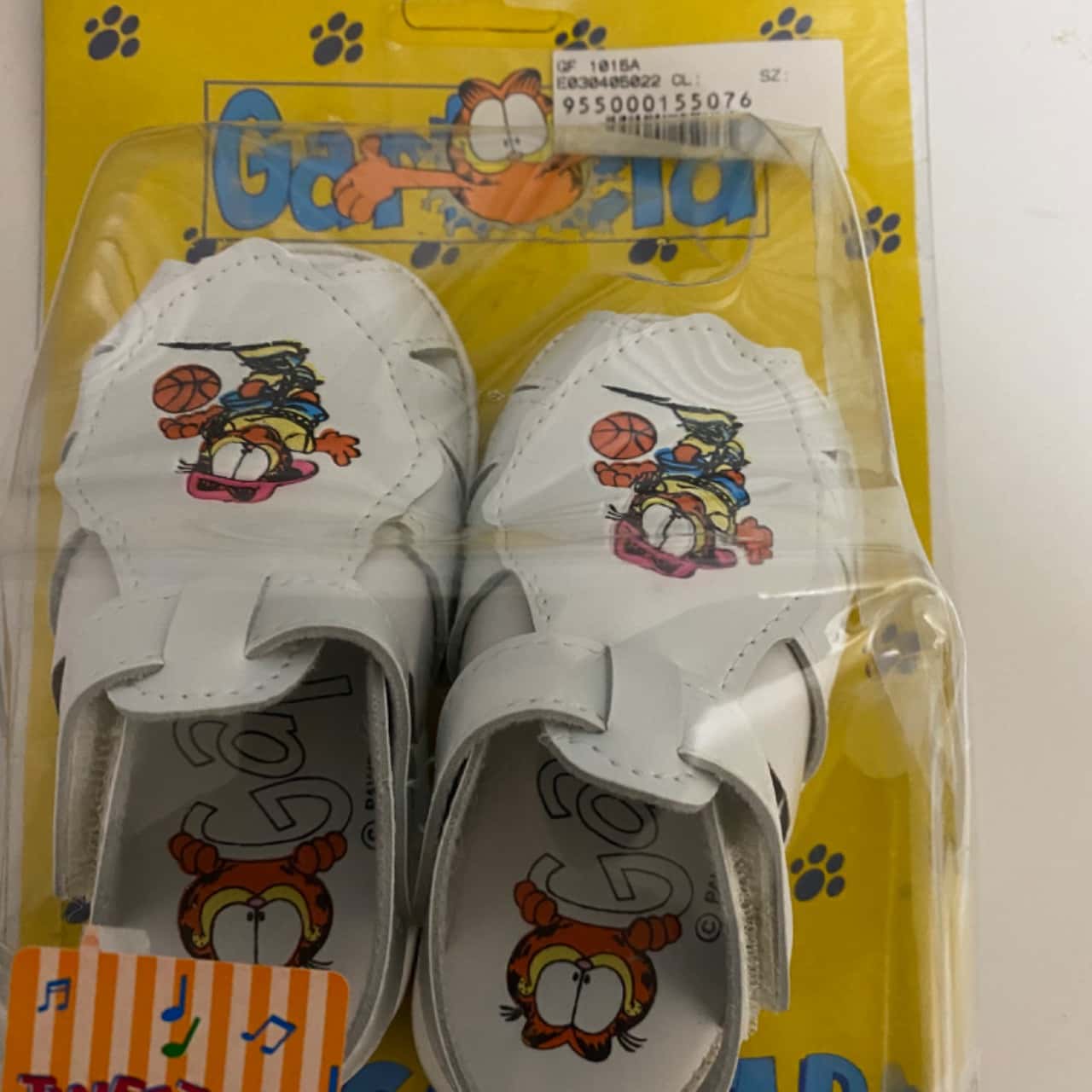 Garfield long sleeve top/dummy/shoes(s)