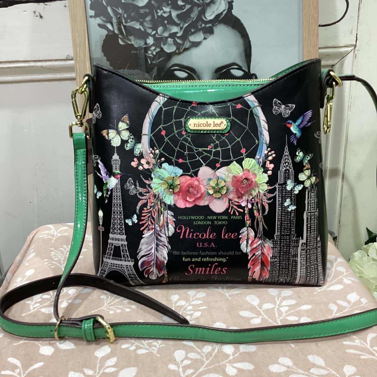 NICOLE LEE BRAND! A RARE FIND!! DREAMCATCHER HANDBAG! Womens Handbag ...
