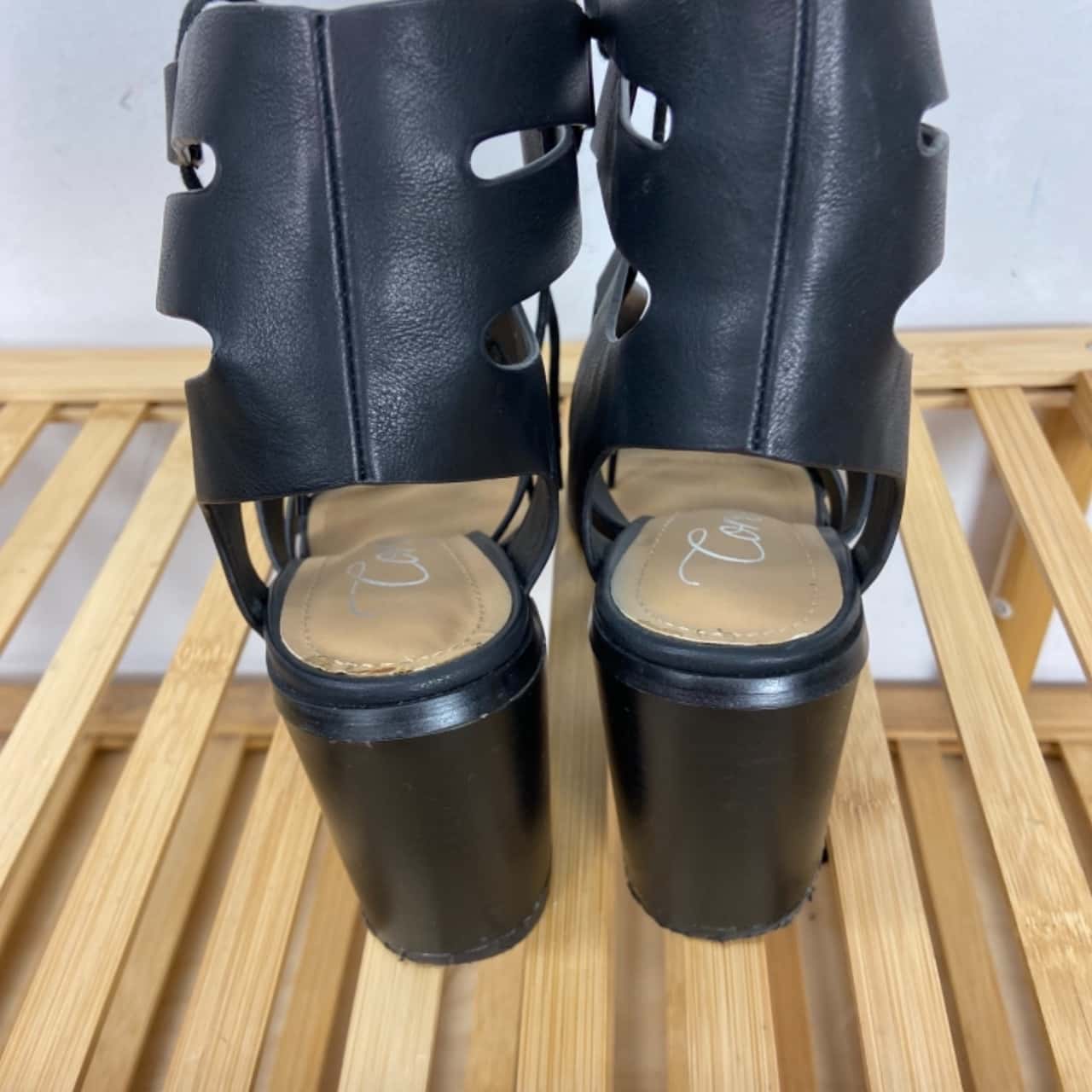 Corelli Size 7 Black Heels(s)