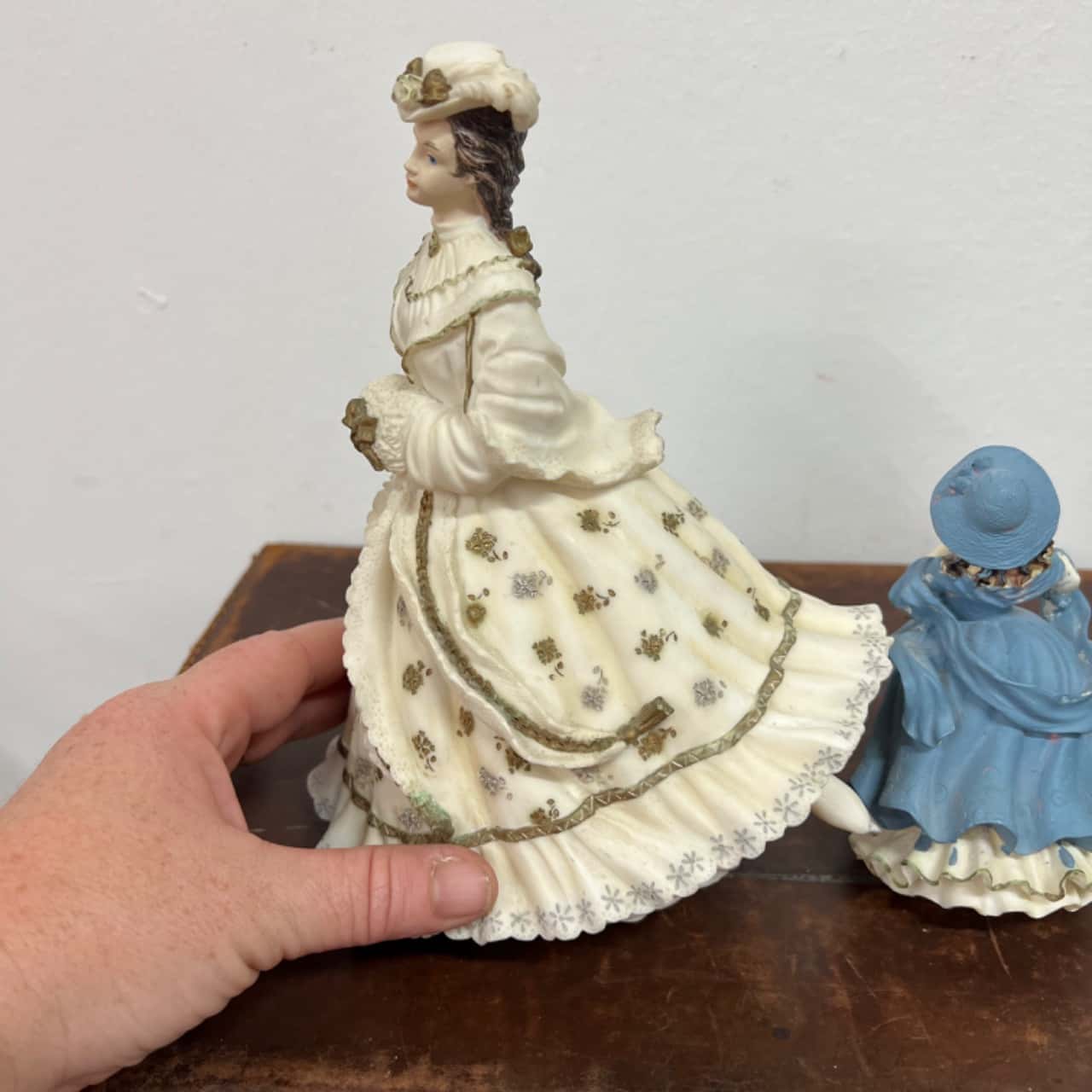 2 statues the Leonardo Collection 1996 & 1997