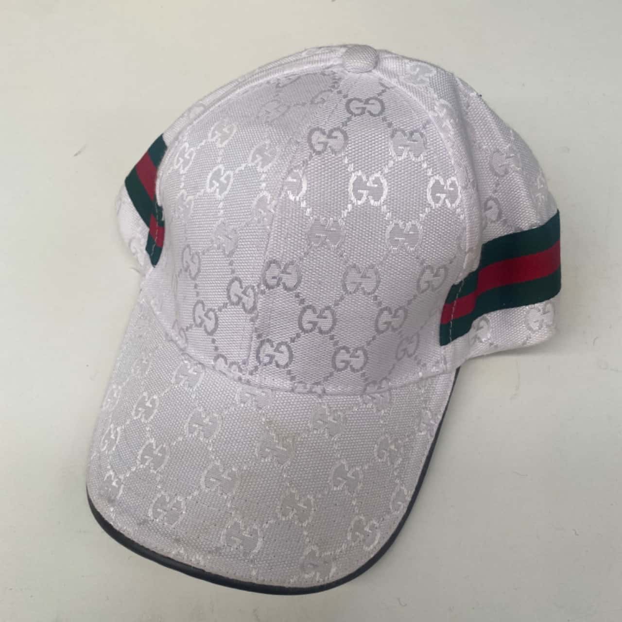 Womens fashion replica hat *read description (s)