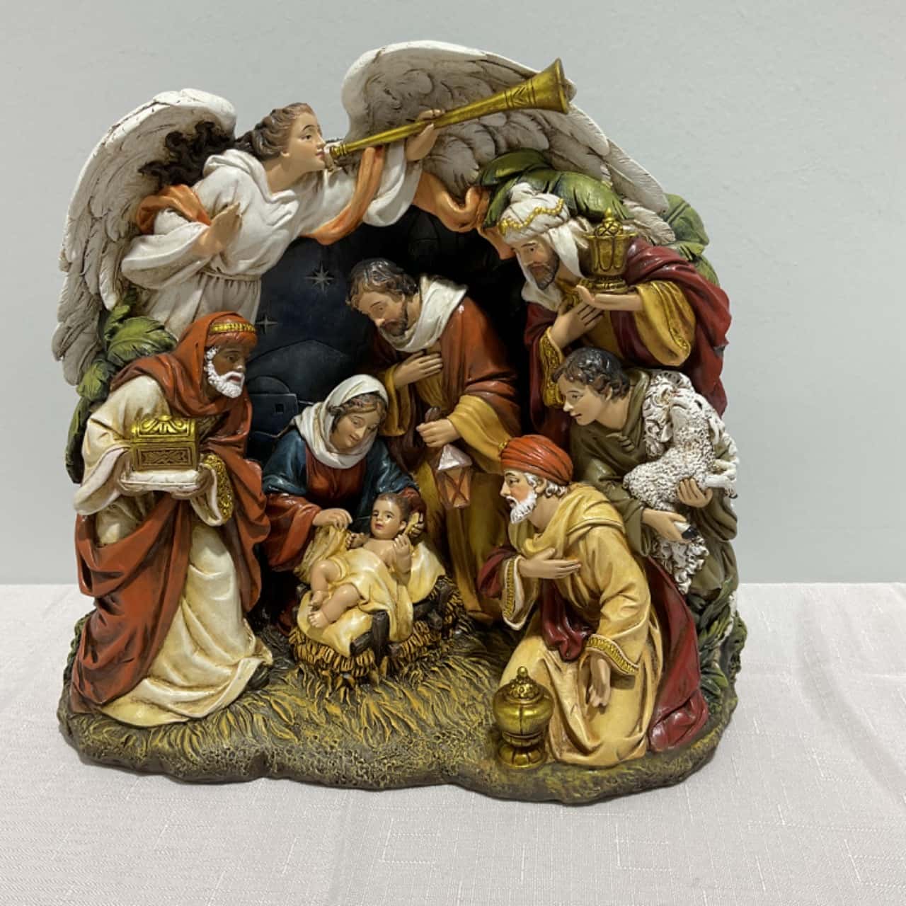 Beautiful Angel Nativity Set (s)