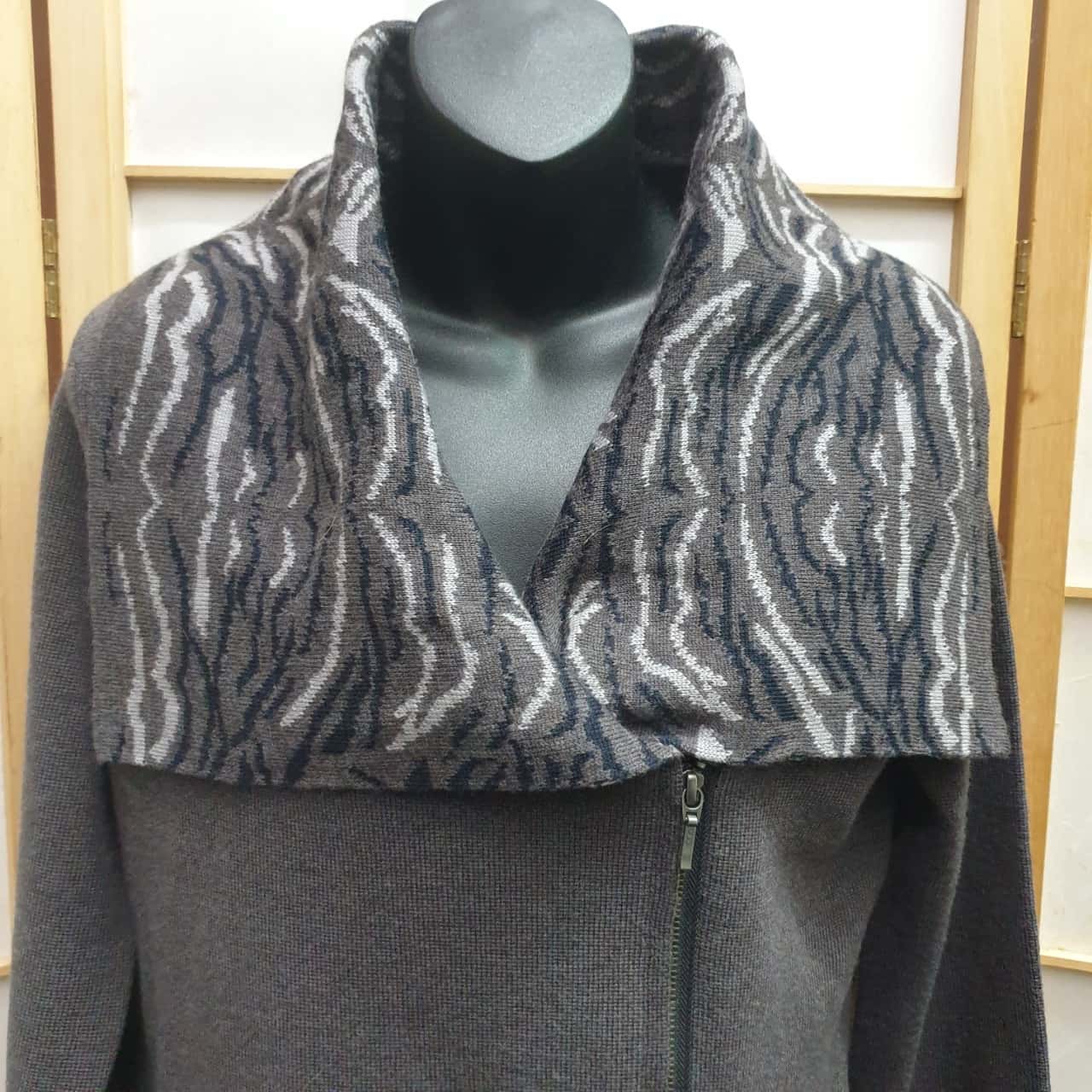 New With Tags TOORALLIE 100% Pure Australian Merino Wool Cardigan