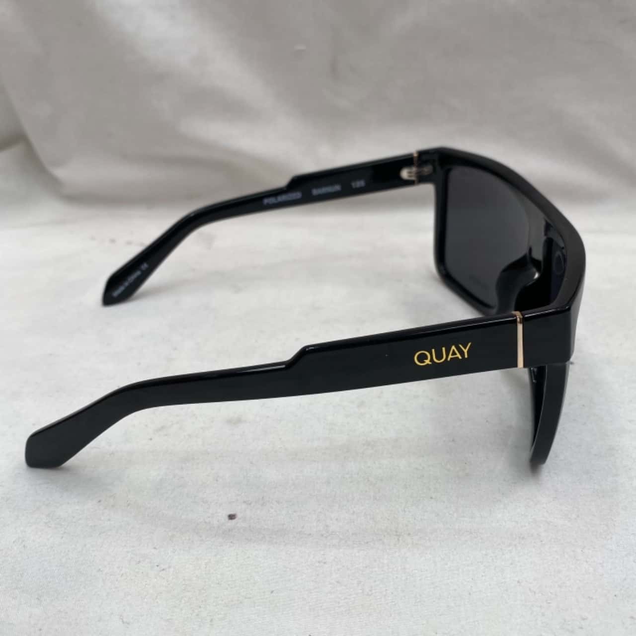 New! Womens QUAY Polarized Sunglasses Large Statement BARNUN Frames