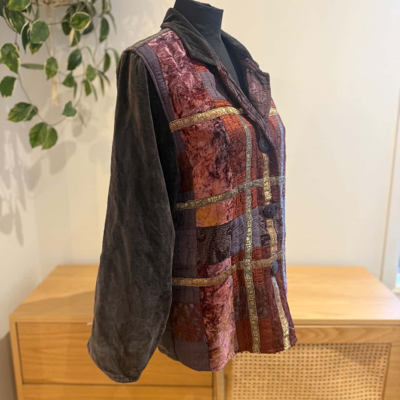 Orientique Vintage Patchwork Velvet Jacket. Size L (s)