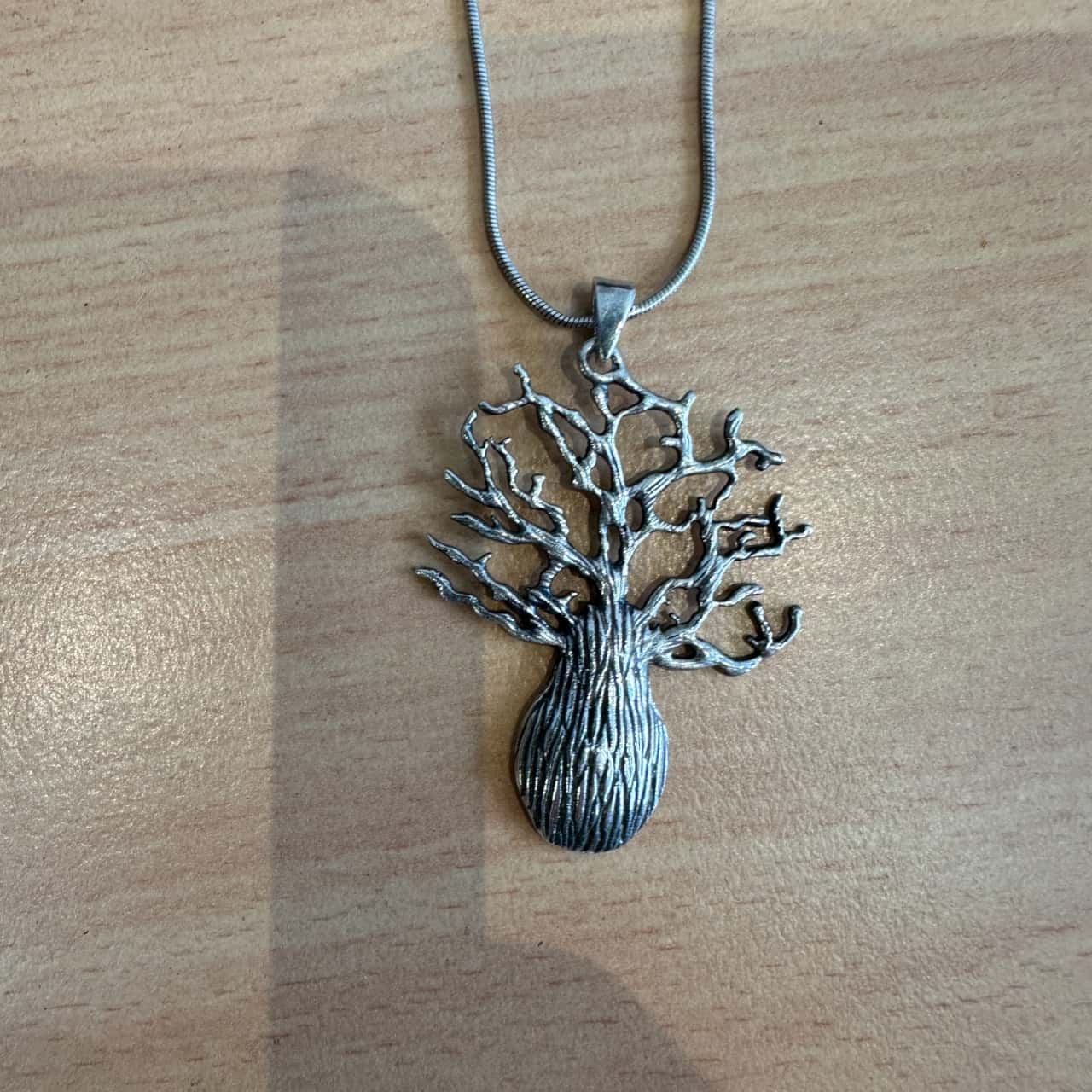 Women's Tree Pendant & Necklace Silver (s)
