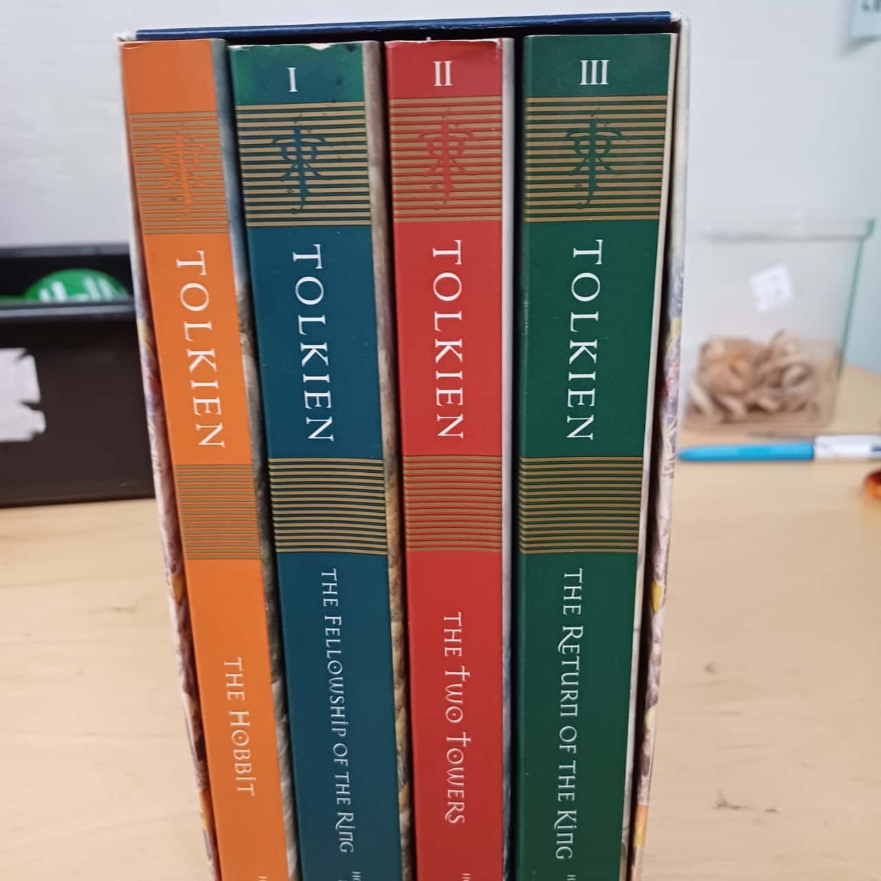 The Hobbit & The Lord Of The Rings Bookset