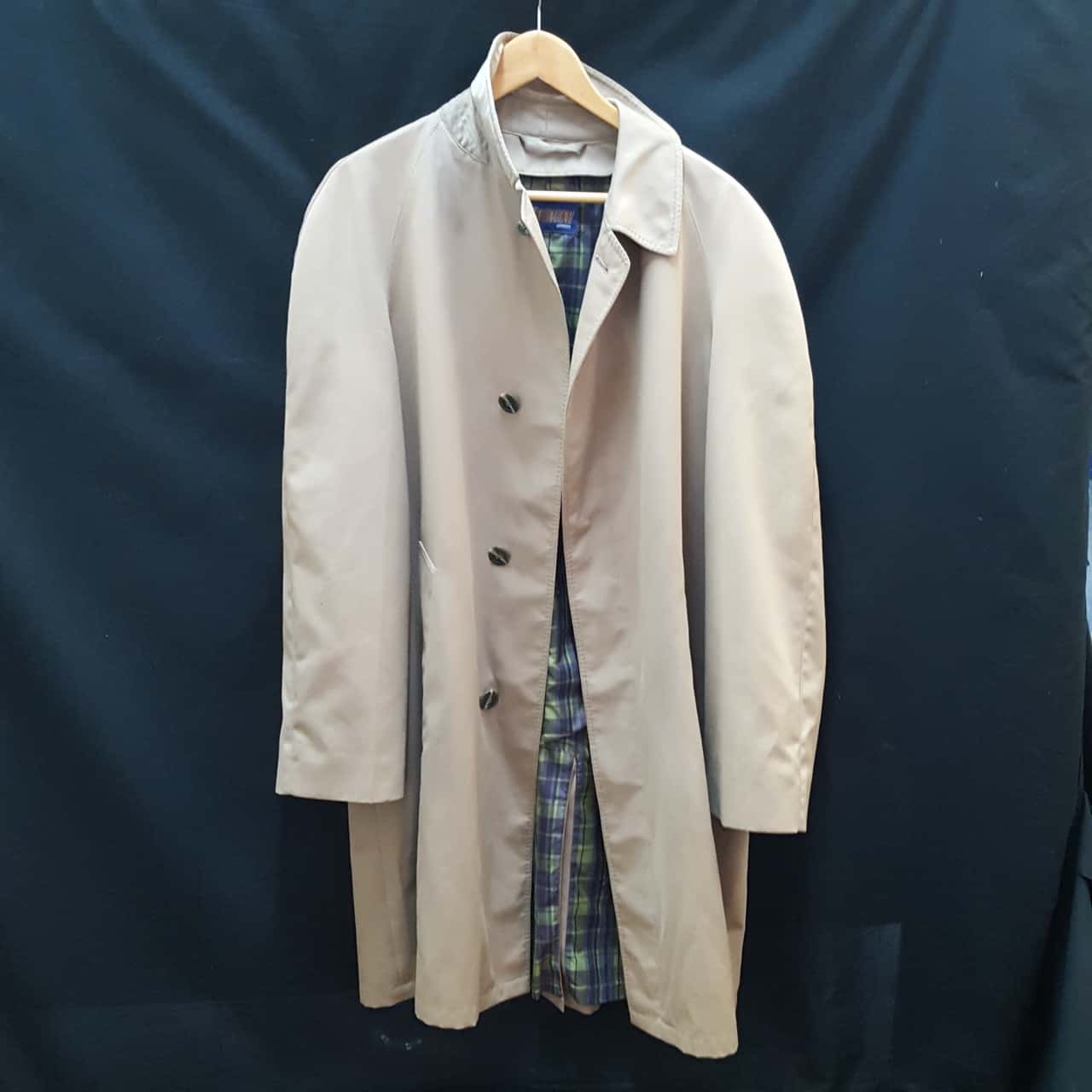 Jurex International London Khaki Overcoat To fit Men's size XL(s)
