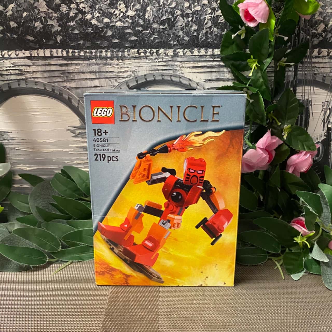 Brand new in box Lego Bionicle. (s)