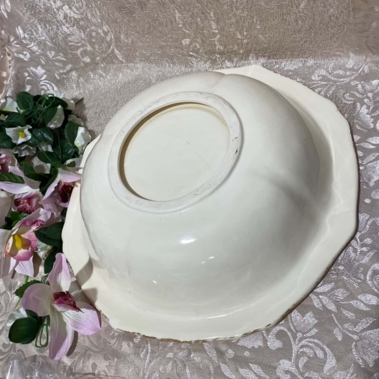 Antique wash bowl Pink