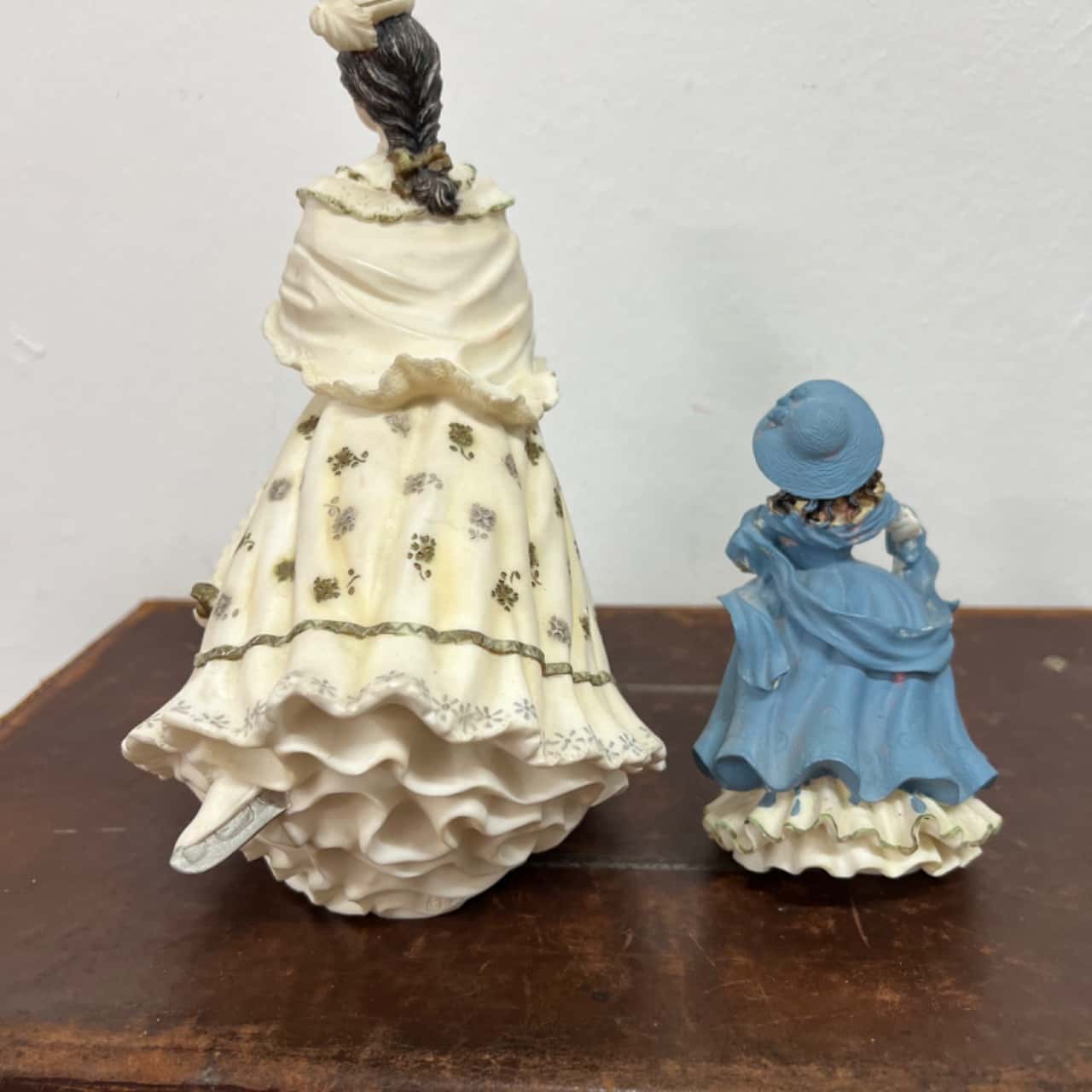 2 statues the Leonardo Collection 1996 & 1997