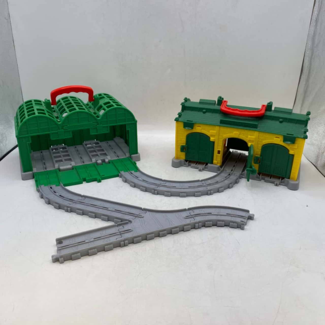 Mattel Thomas the Tank Engine/Thomas and Friends - Tidmouth Sheds ...