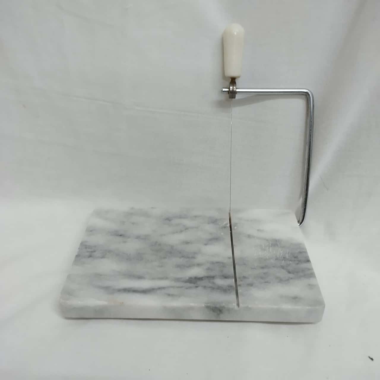 Cheese board/cheese cutter(s)