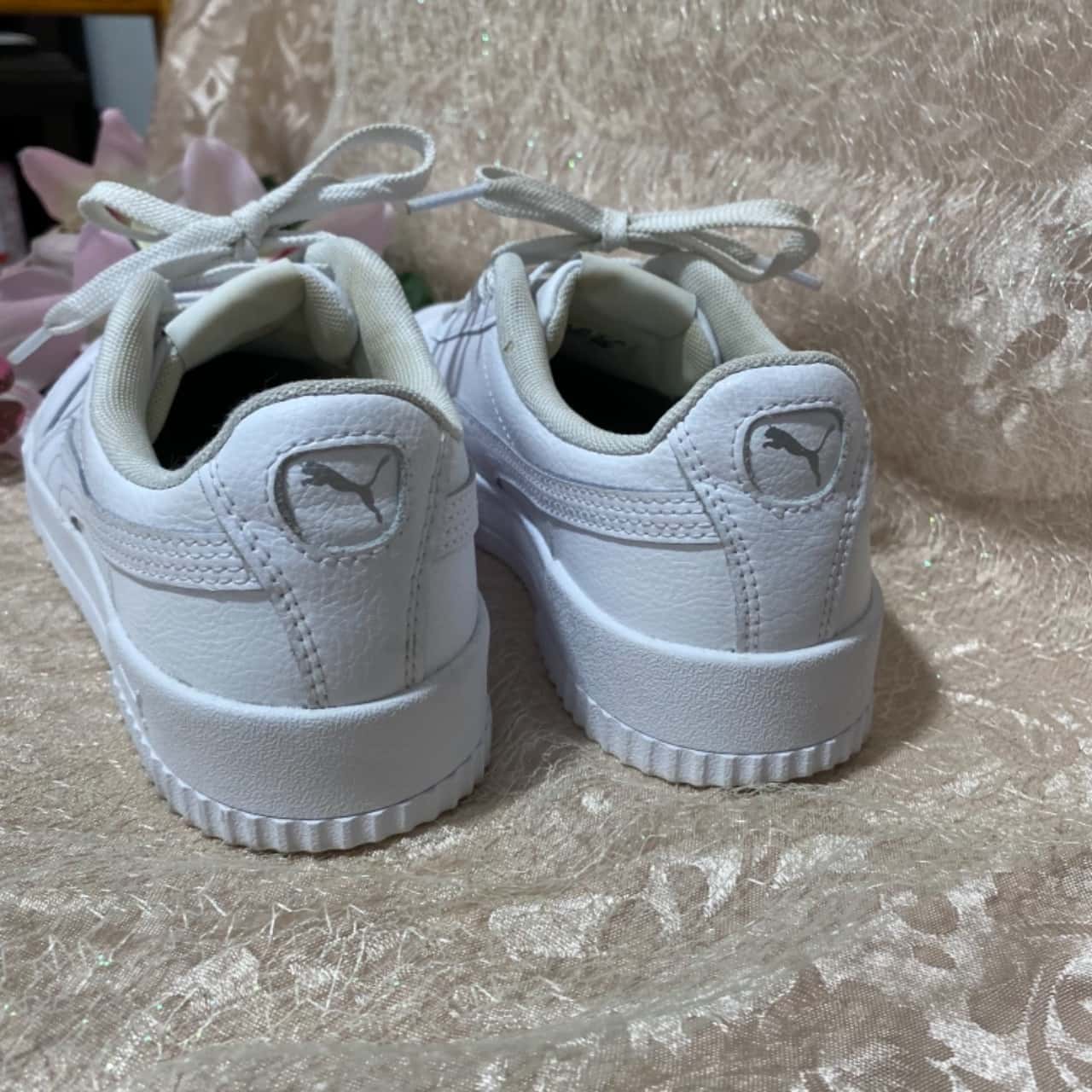 Puma Womens Size 7.5 Sneakers (s)