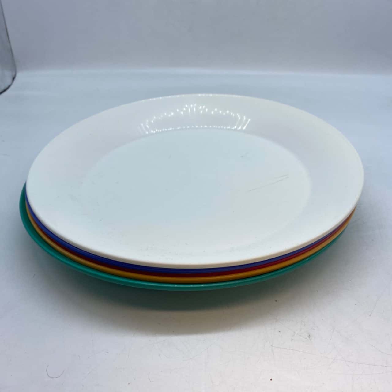 Retro Decor Plastic Picnic Set For 4 Multi Coloured Plates / Cups with ...