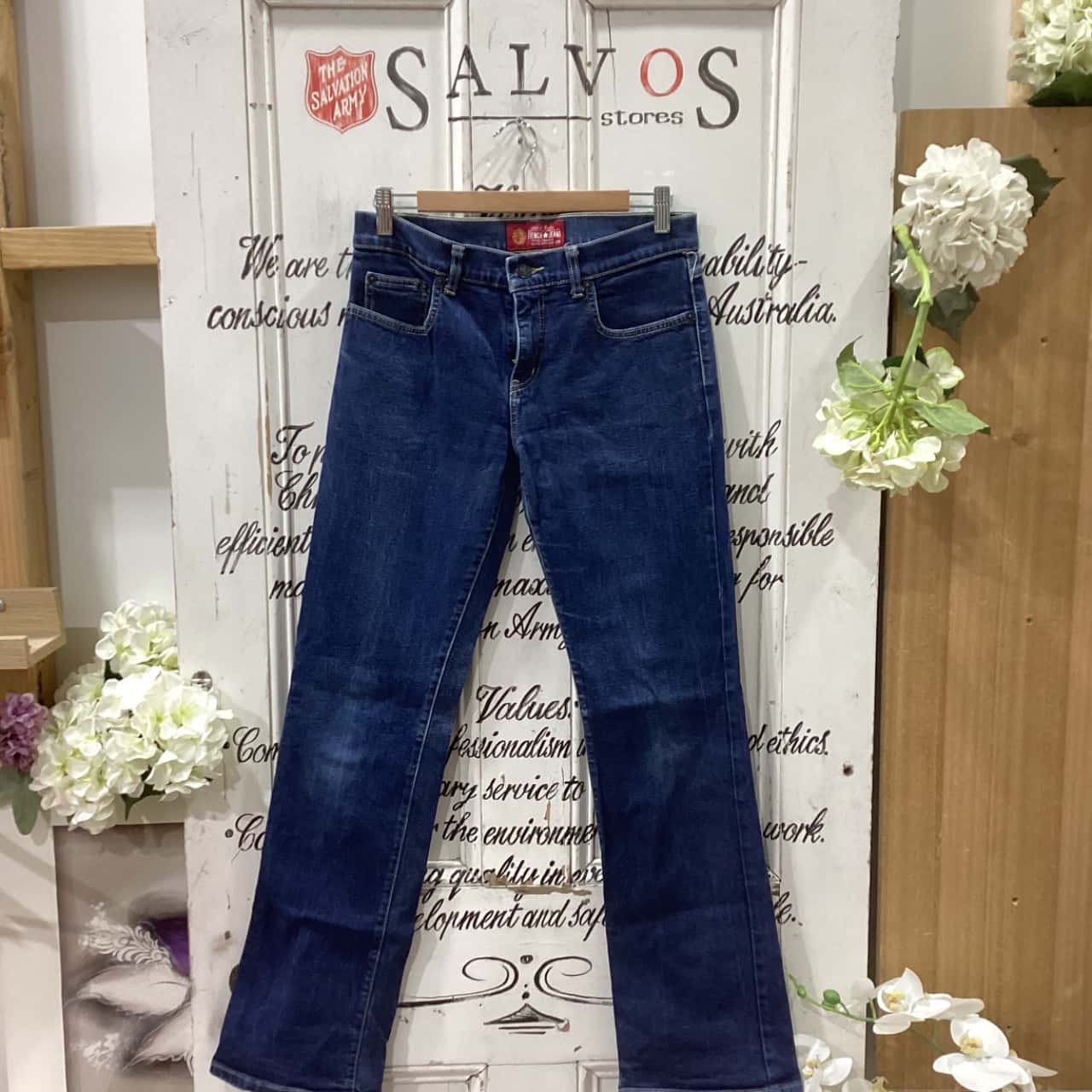 FRENCH JEANS BRAND! NWOT Womens Size 10 Regular Fit Jeans Blue (s)