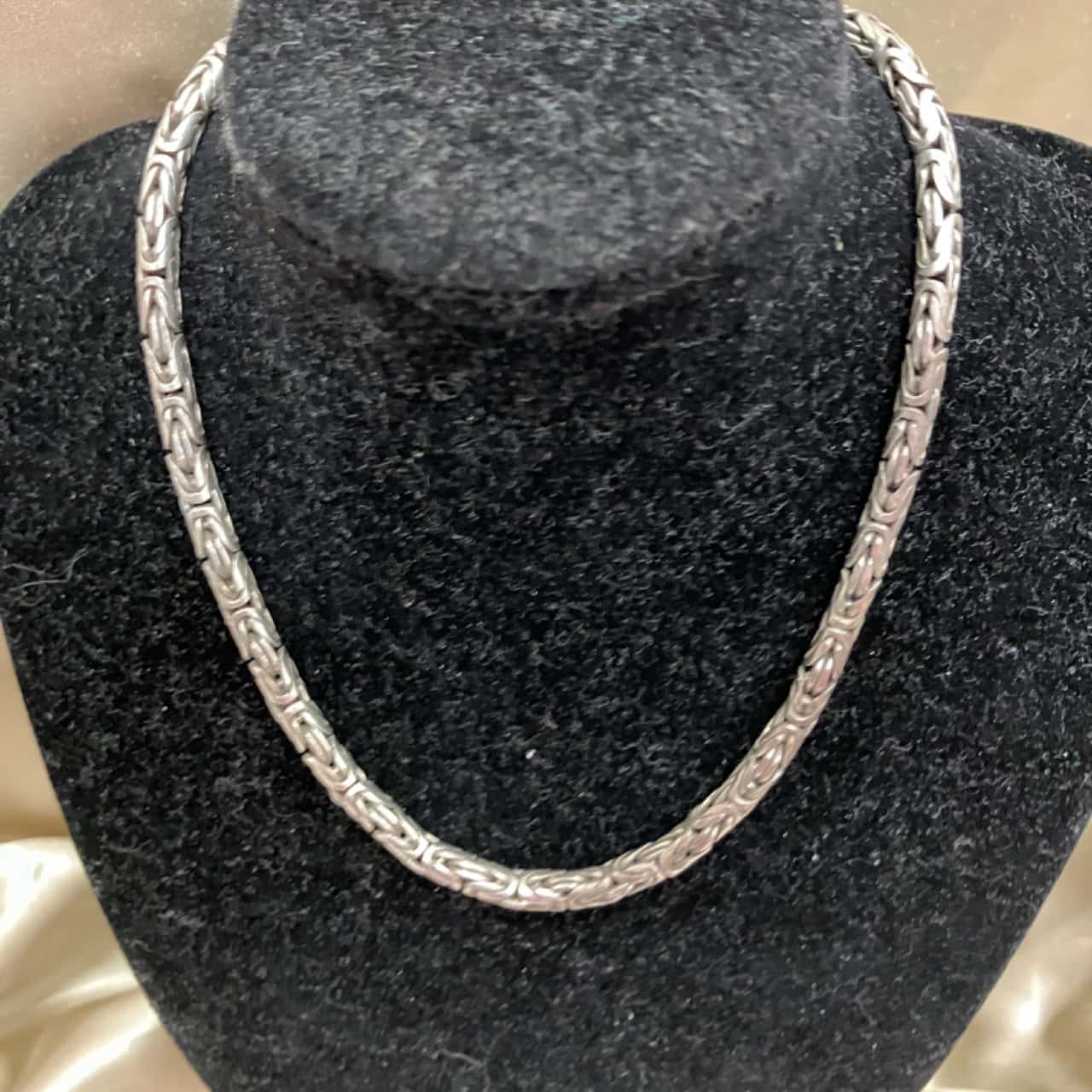 Women’s Chain Pattern Necklaces Silver 925(s)