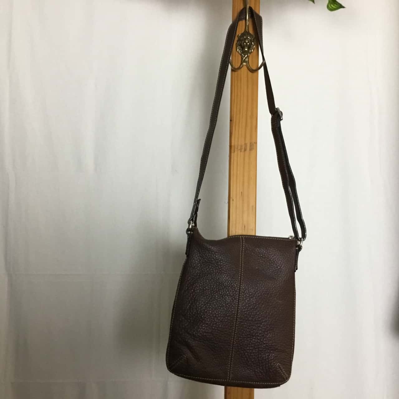 Fossil Dark Brown Leather Cross Body Bag Approx 25 x 30cm(s)