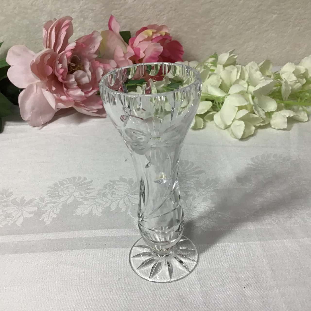 Decorative Flower Pattern Glass Bud Vase