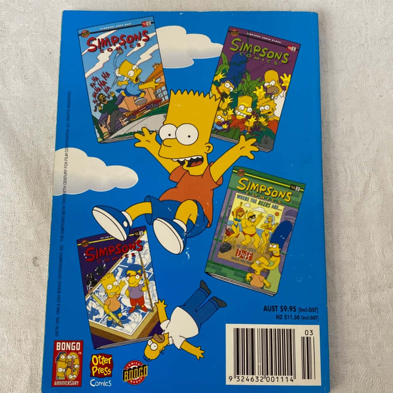 4 Simpsons Books (2 Simpsons Comics)