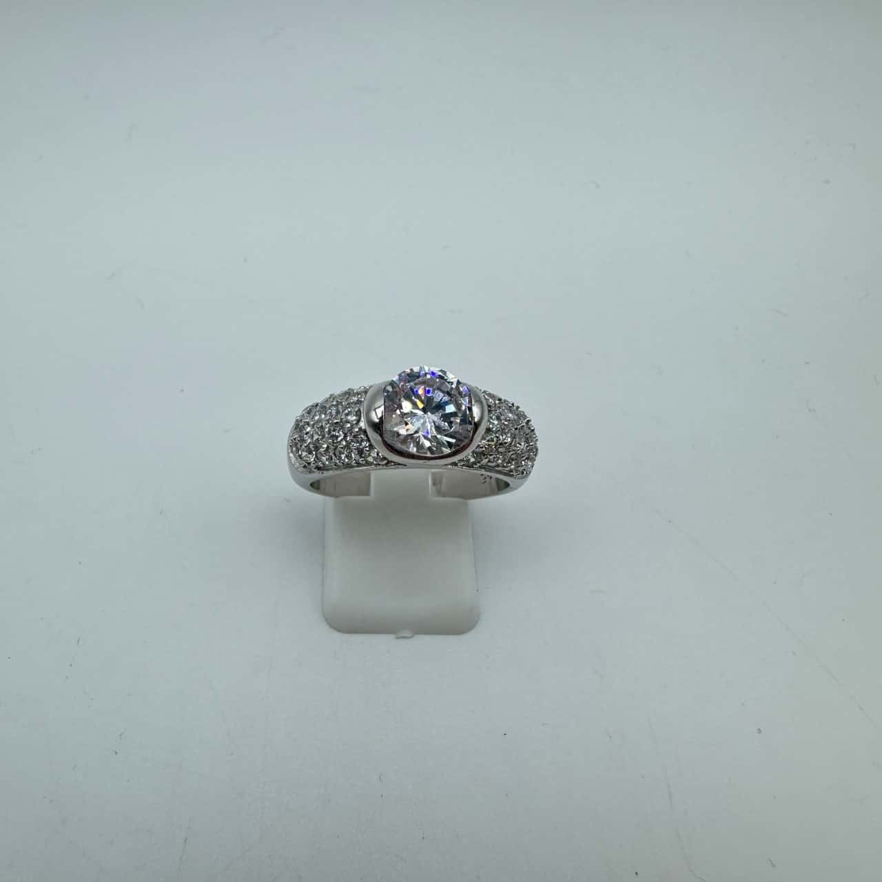 925 Sparkly Clear Stone Ring Size R.5(s)