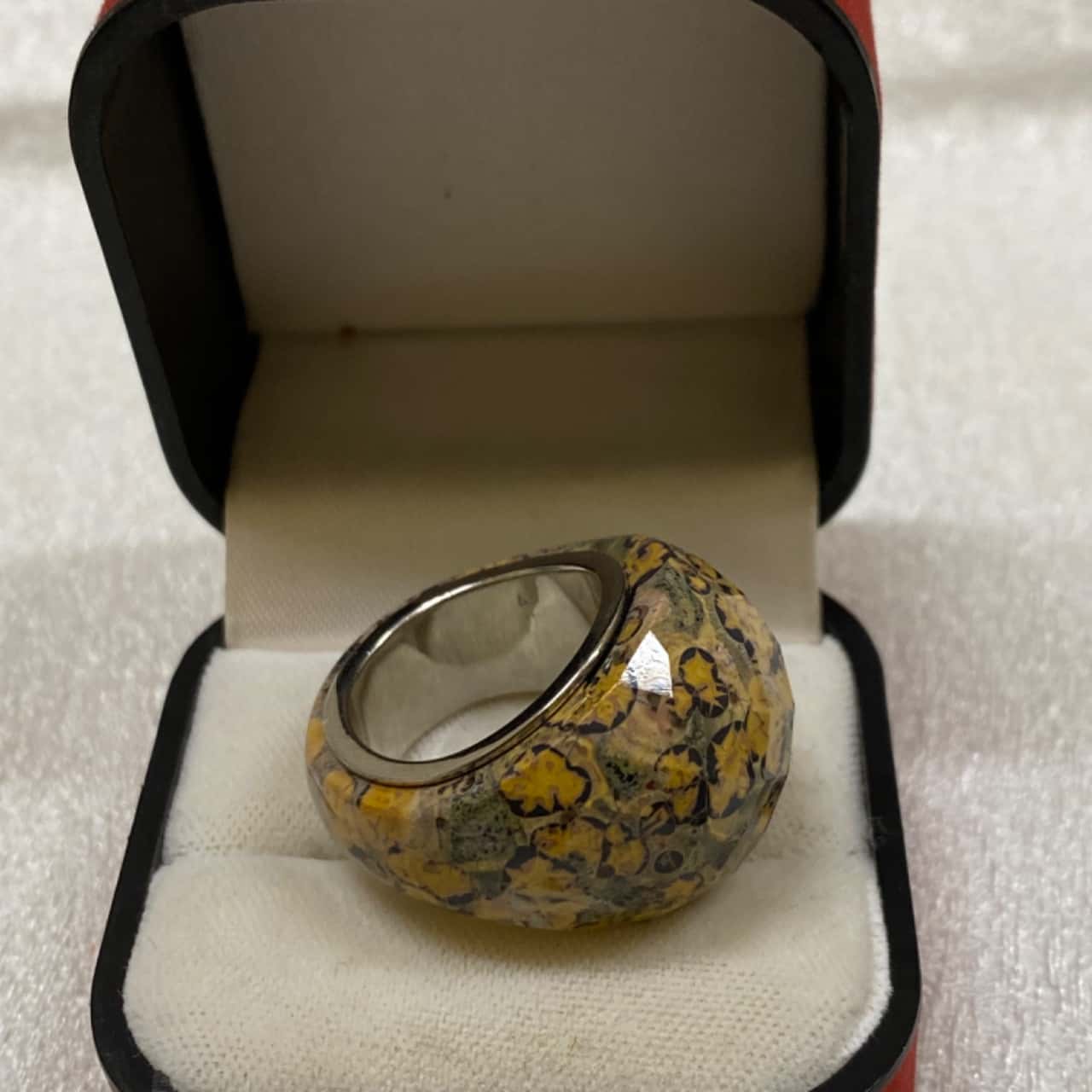 Women’s Silver 925 heavy Ring with appears to be granite (s)
