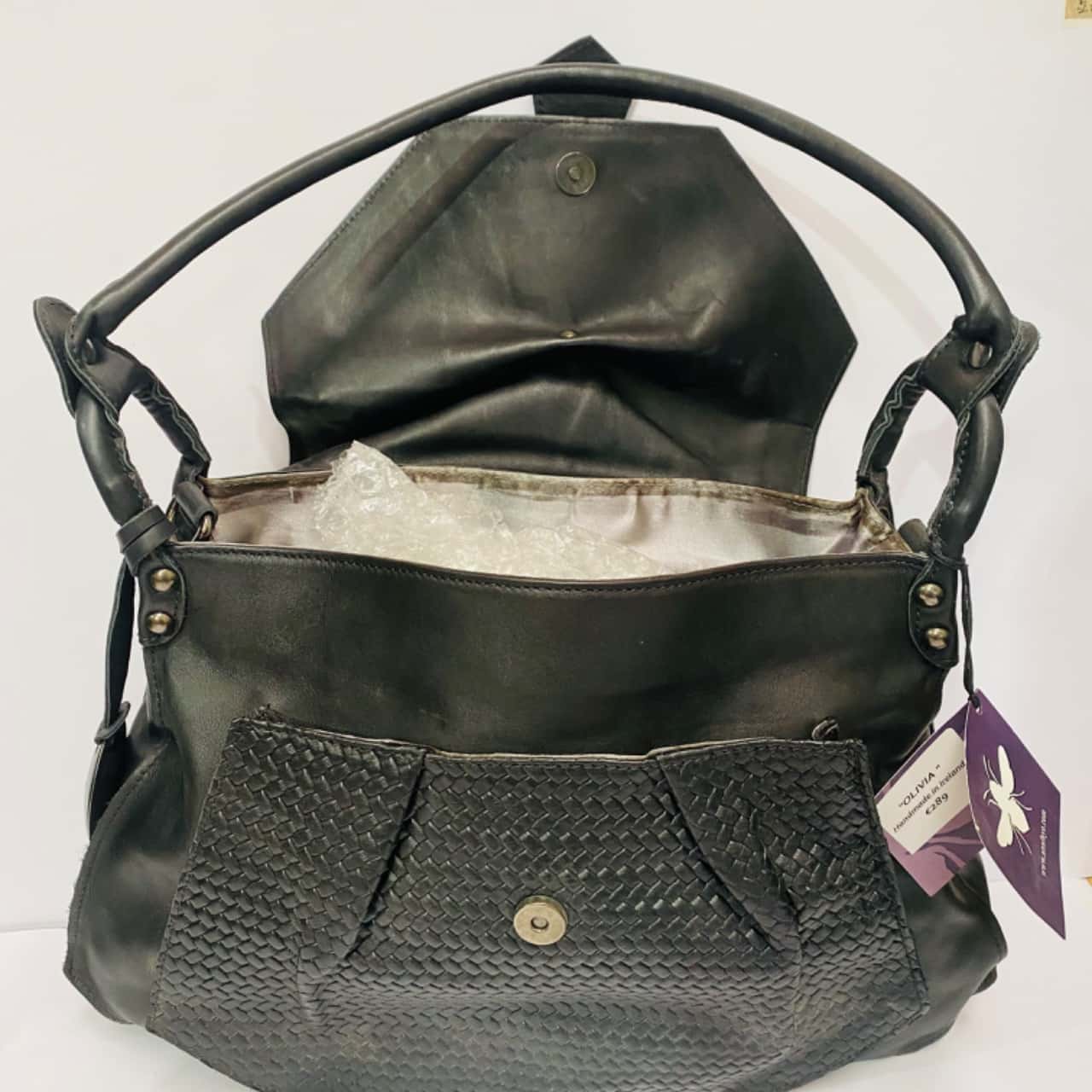 ANA FAYE OLIVIA Black Leather Handbag (s)