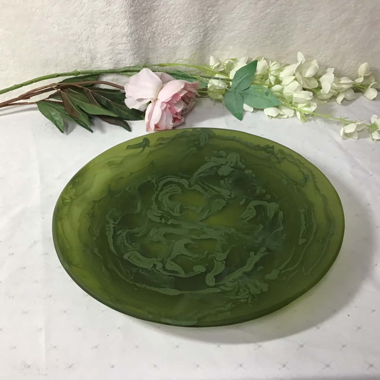 Polka Luka Green Pattern Large Resin Serving Plate(s) - Used As New ...