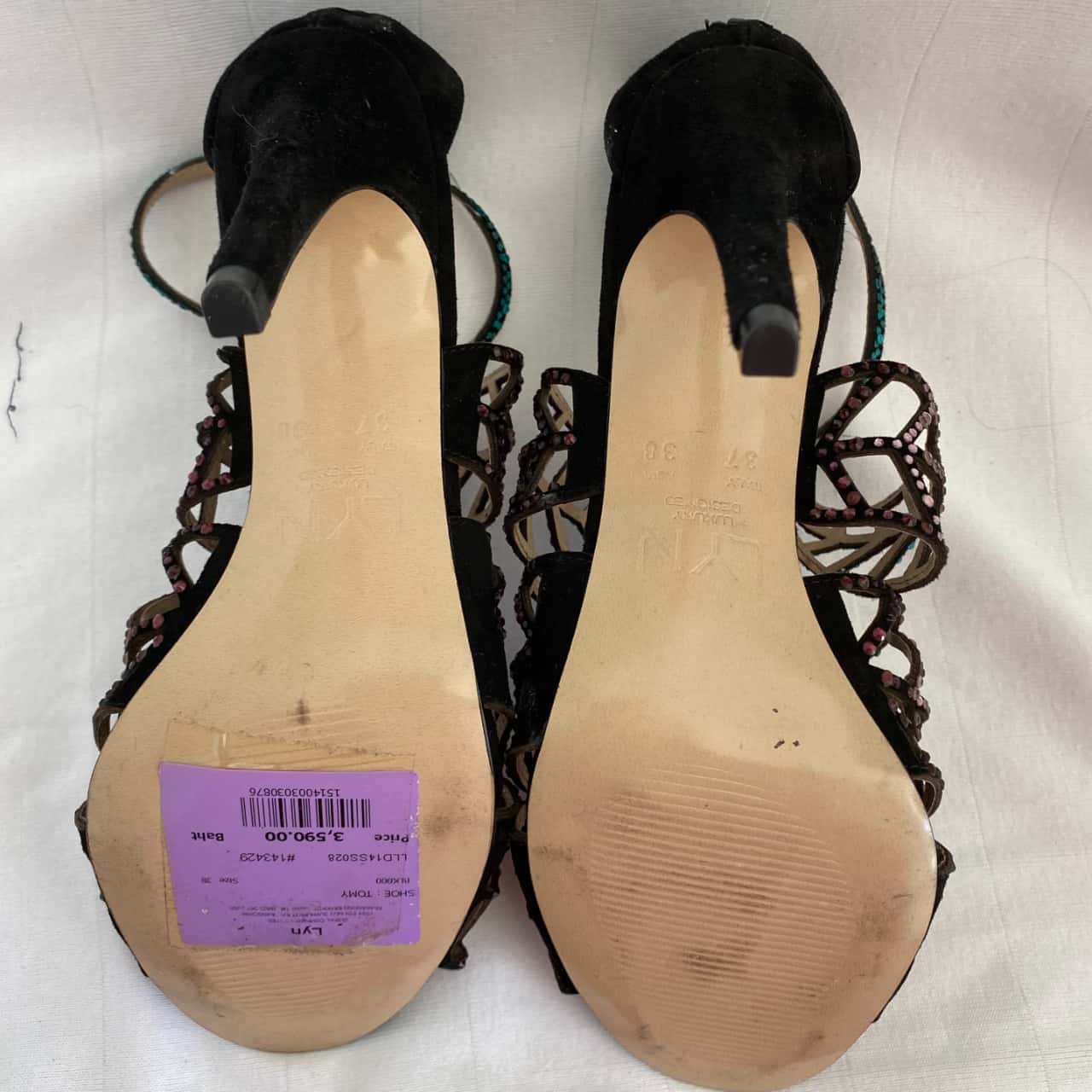 Womens Size 37 Lyn high heels.
