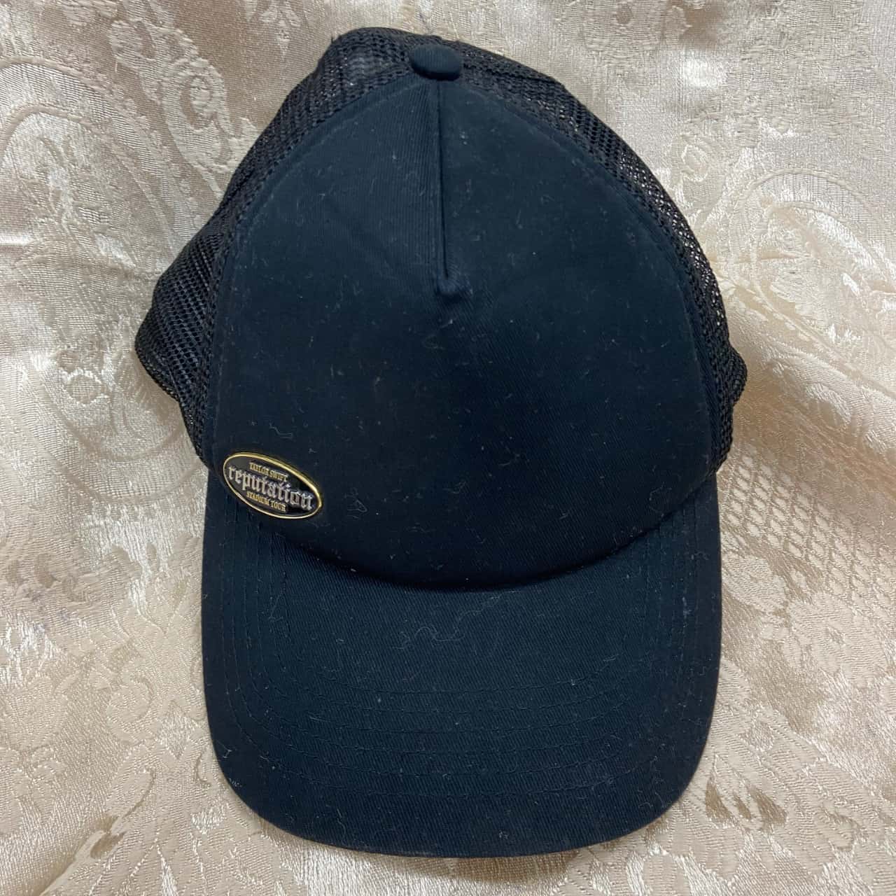 Taylor Swift Reputation stadium tour cap(s)