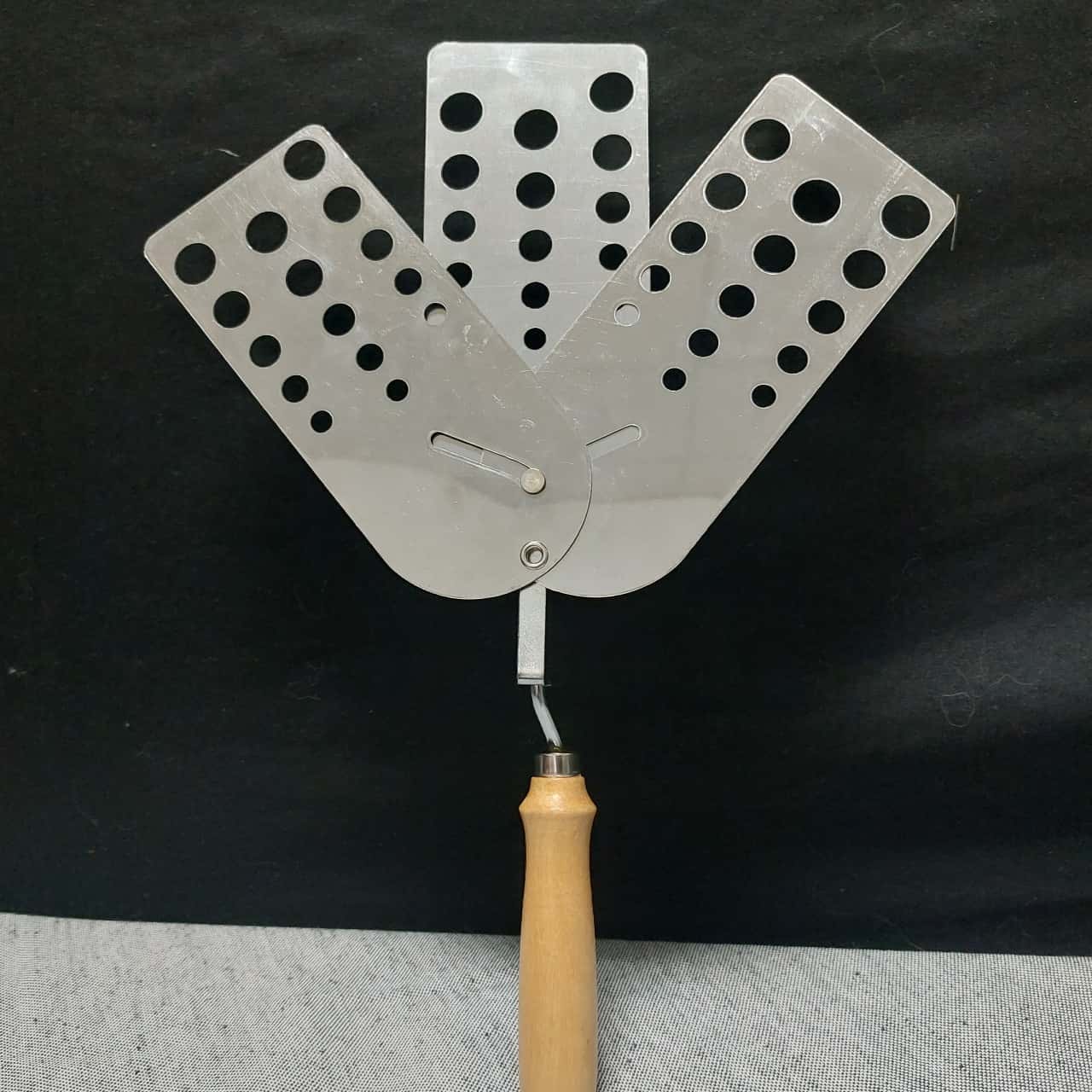 Extendable spatula stainless steel