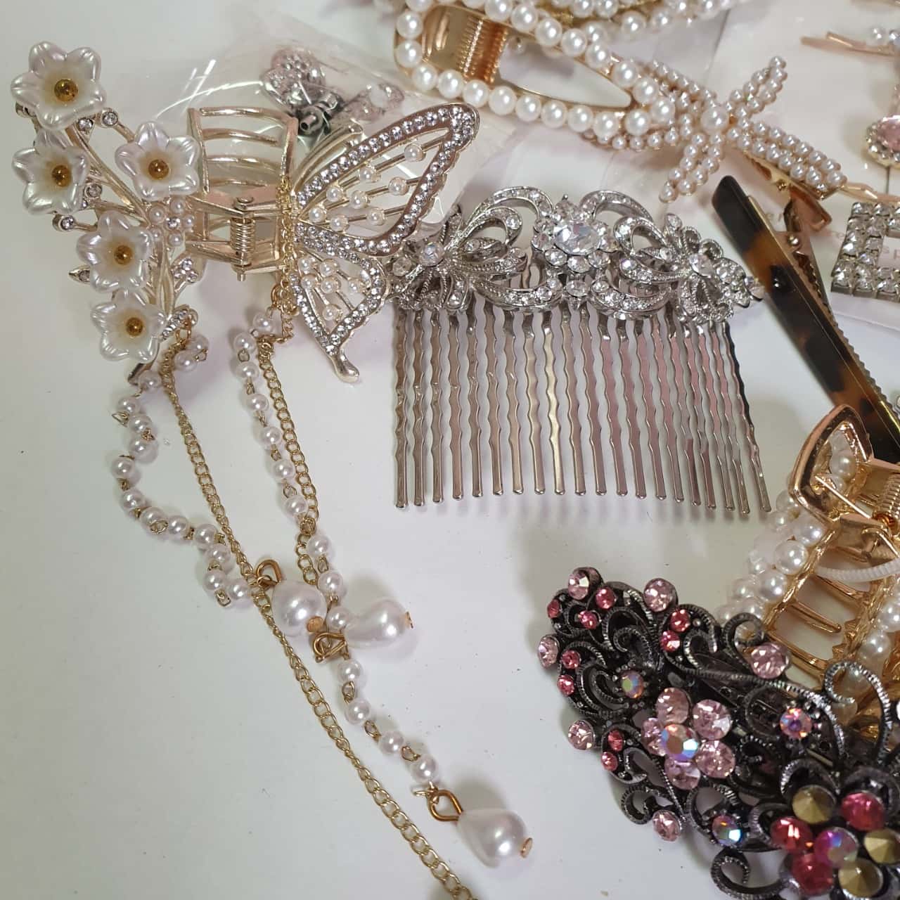 Assorted Hair Accessories(s)
