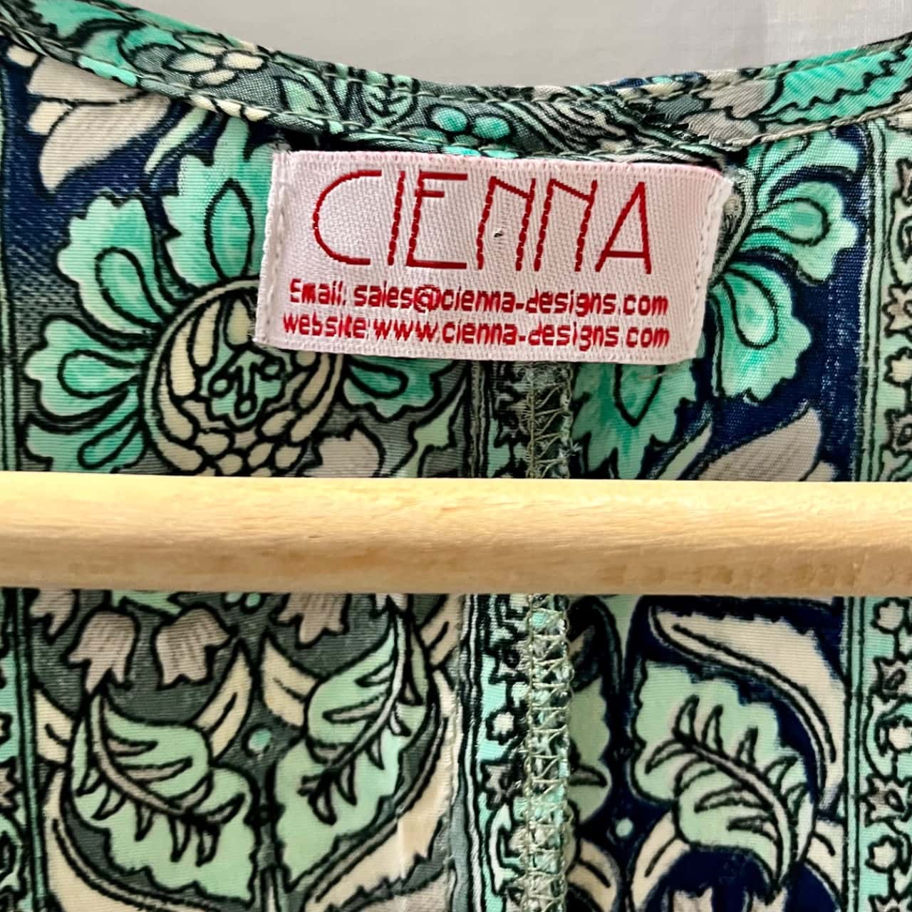 Cienna Kimino style-silk blend -gorgeous blue/green floral(s) - Used ...