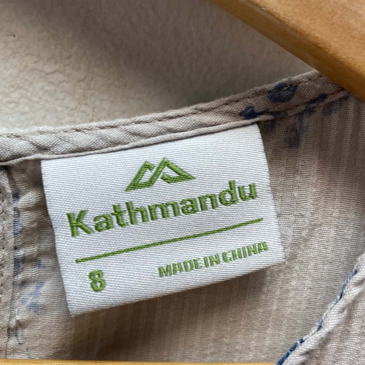 Kathmandu Womens Size 8 White/ Blue Top