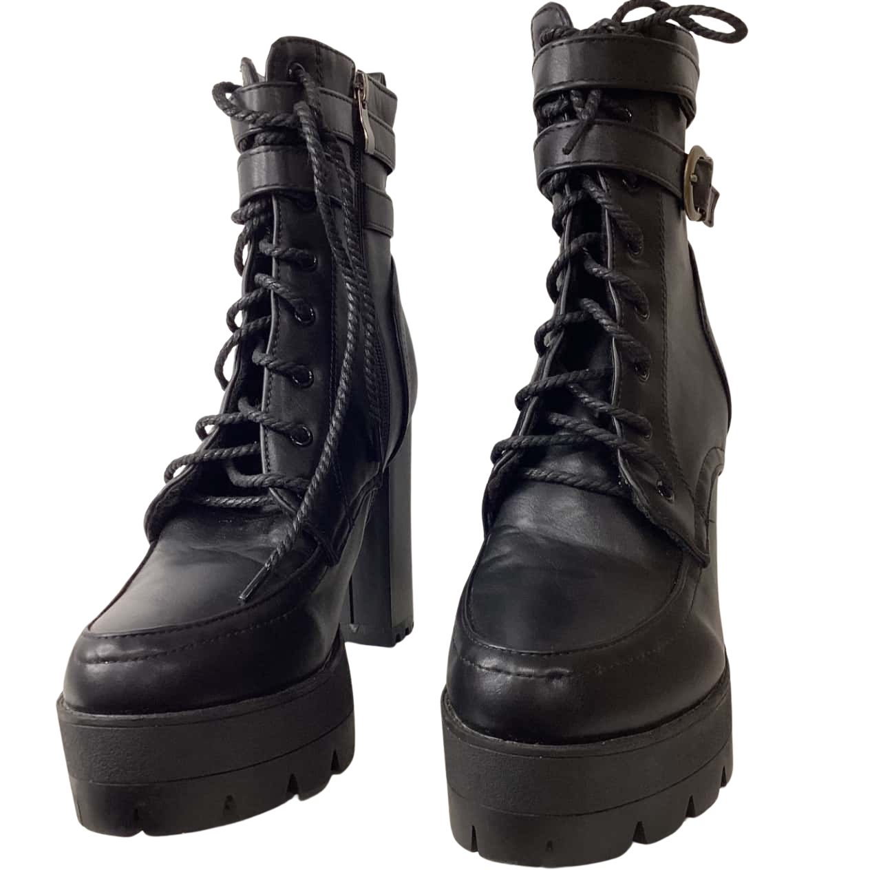 Womens Black Ankle Boot Platform Heels. Size unlabeled possibly Size 8-9