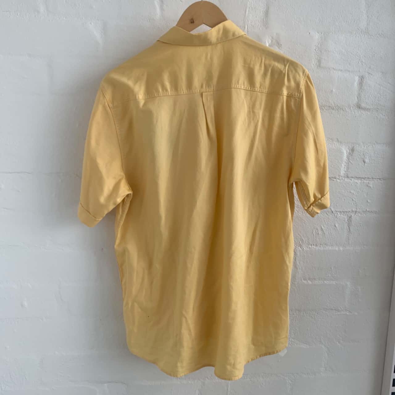 Amata D Vintage Unisex Large Yellow Button-Up(s)