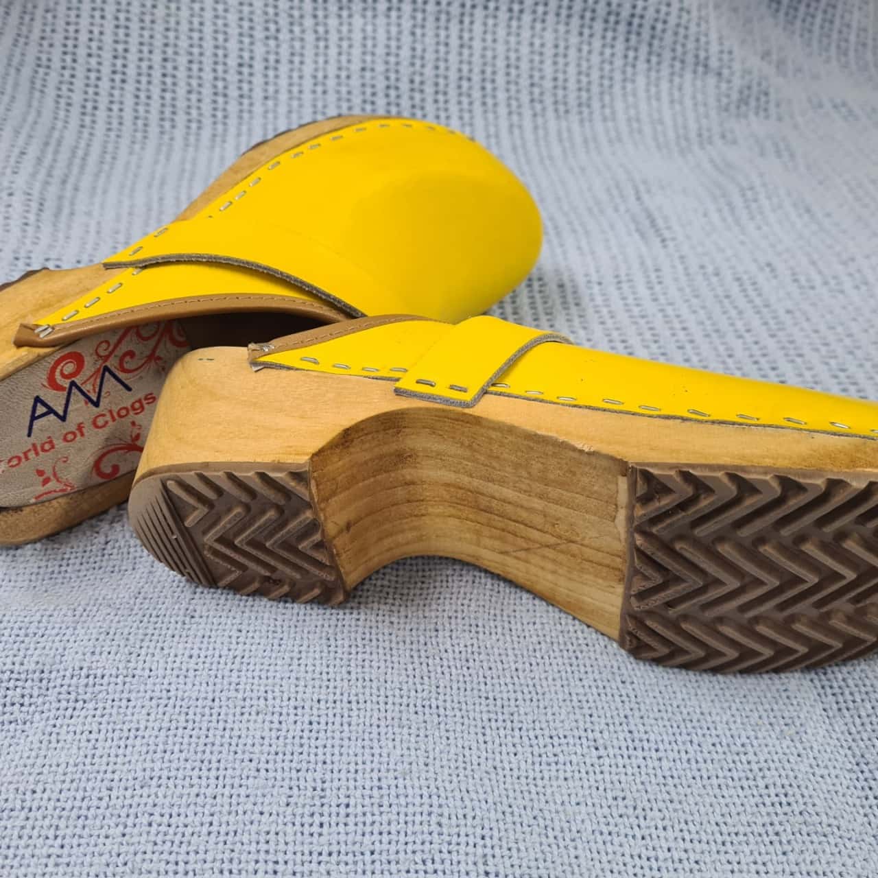 World of Clogs Yellow leather wooden shoe(s)