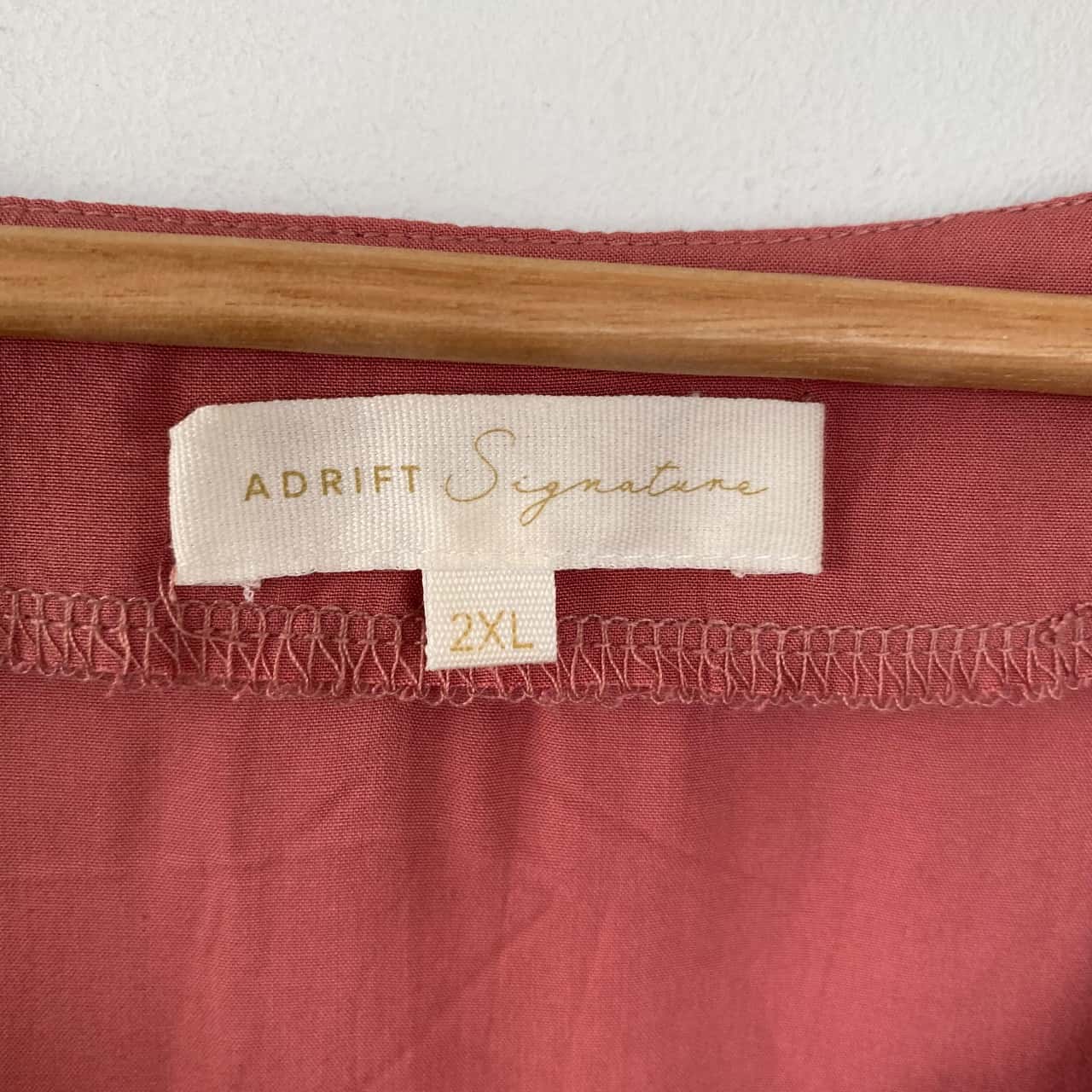 Adrift Signature Red Long Sleeve Maxi Dress Size XXL (s)