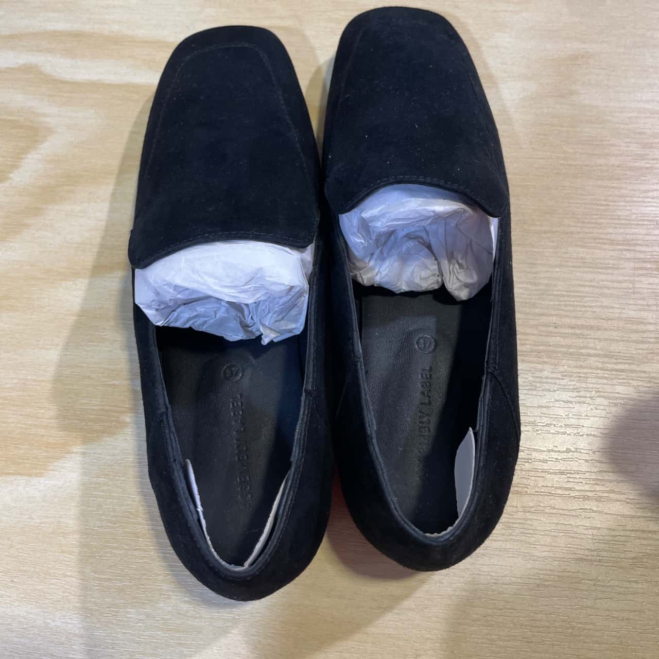 Assembly Label Womens Shoes Size 37 Black