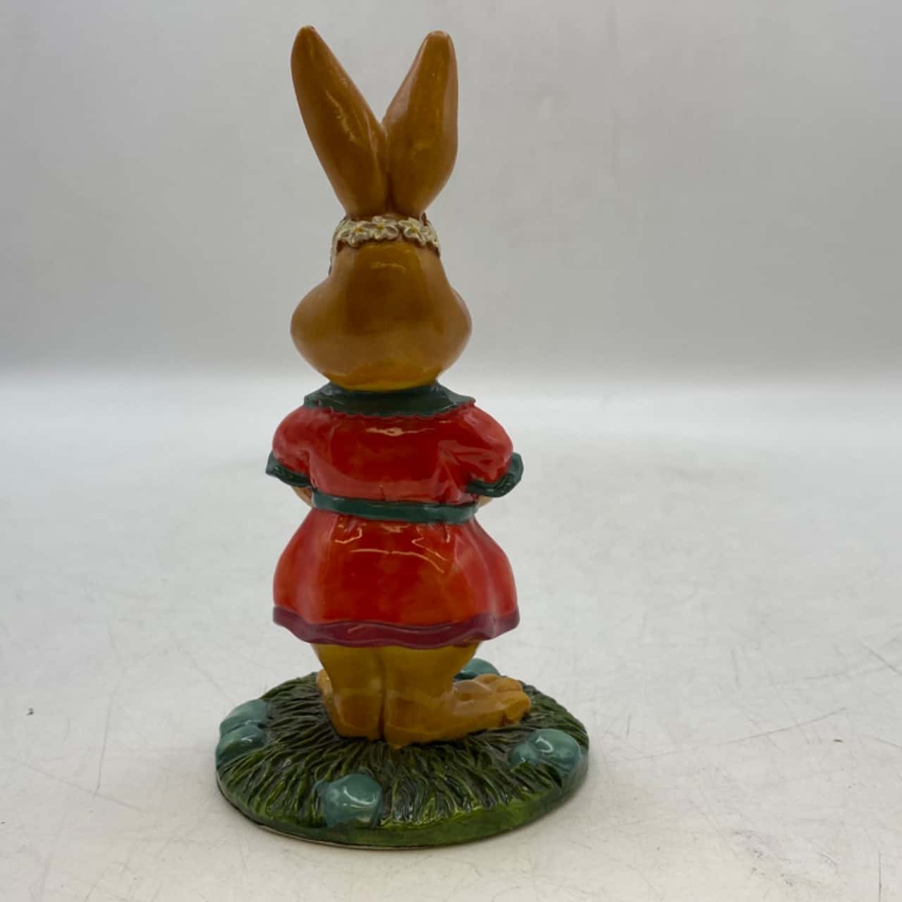 Vintage Tales of Warren 14 cm Rabbit "Windy Days" by Regency Fine Arts(s)