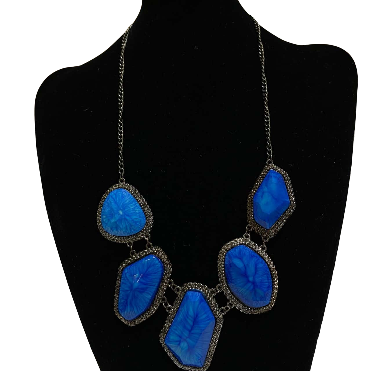 Womens blue stone necklace (s)