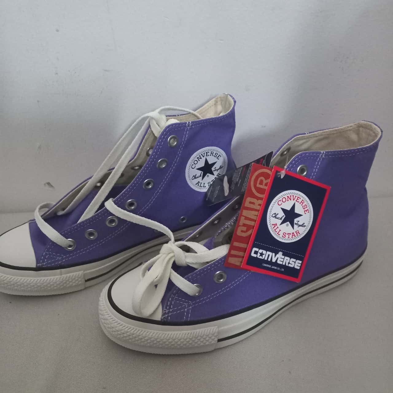 New Converse Chuck Taylor size 4