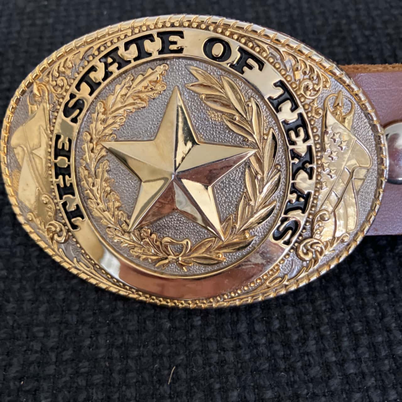Men's Size 30' Leather belt Brown / with Gold Tone State of Texas Buckle(s)