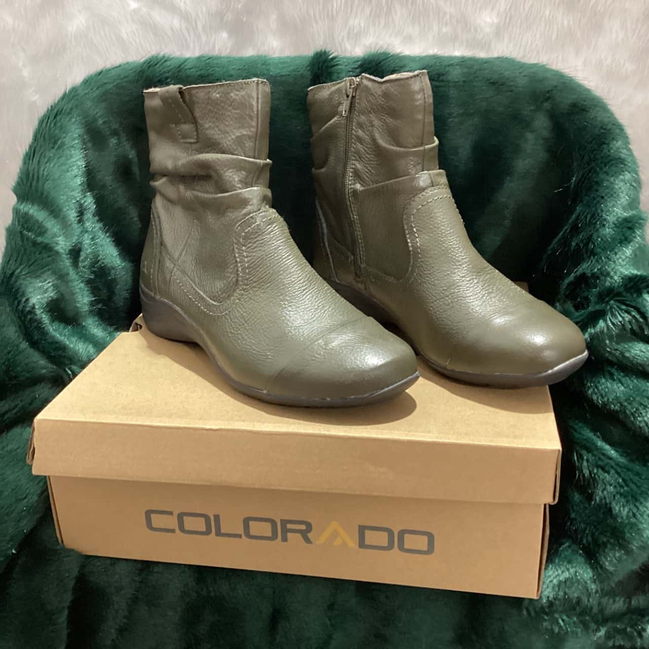 Colorado Womens Size 8 Boots(s)