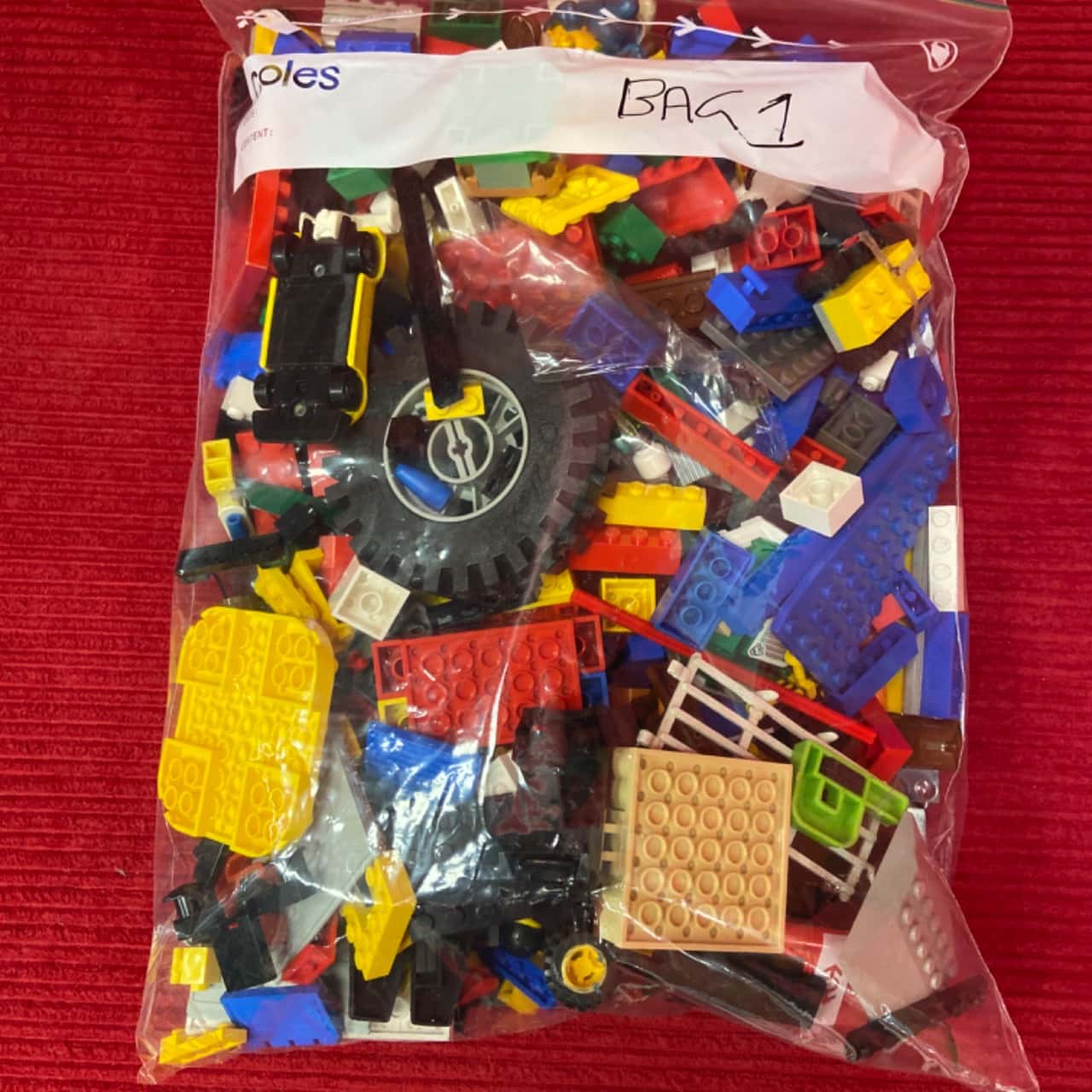 1 KILO of Lego - Includes Train set Lego Bag 1(s)