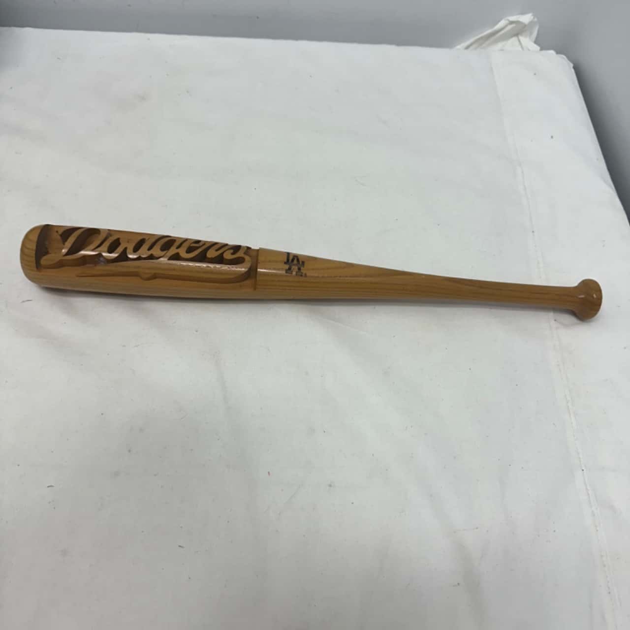 LA Dodgers 3D carved mini Bat