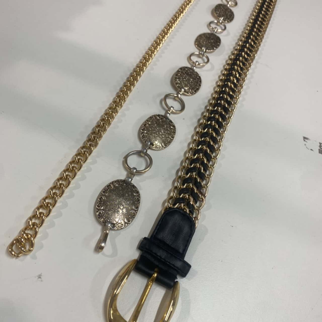 Gold chunky chain colored retro vintage belts(s)