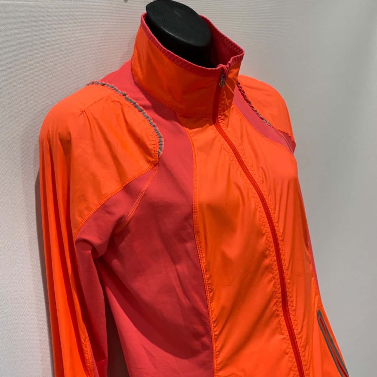 Womens LULULEMON Orange Sports jacket(s)
