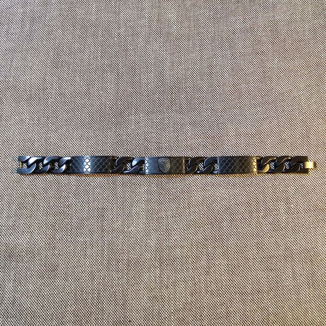 Chisel Stainless Steel 'Victory' Black Plating Chain Bracelet(s)