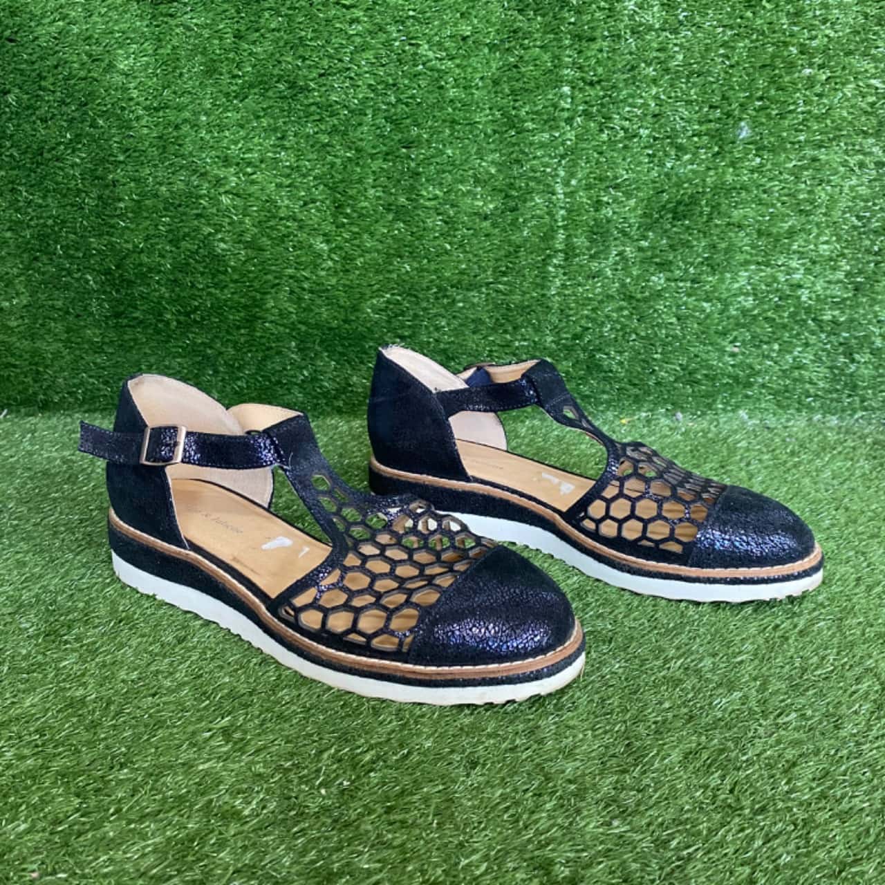 Django & Juliette Black Shimmer Cut-Out Shoes Size 40(s)